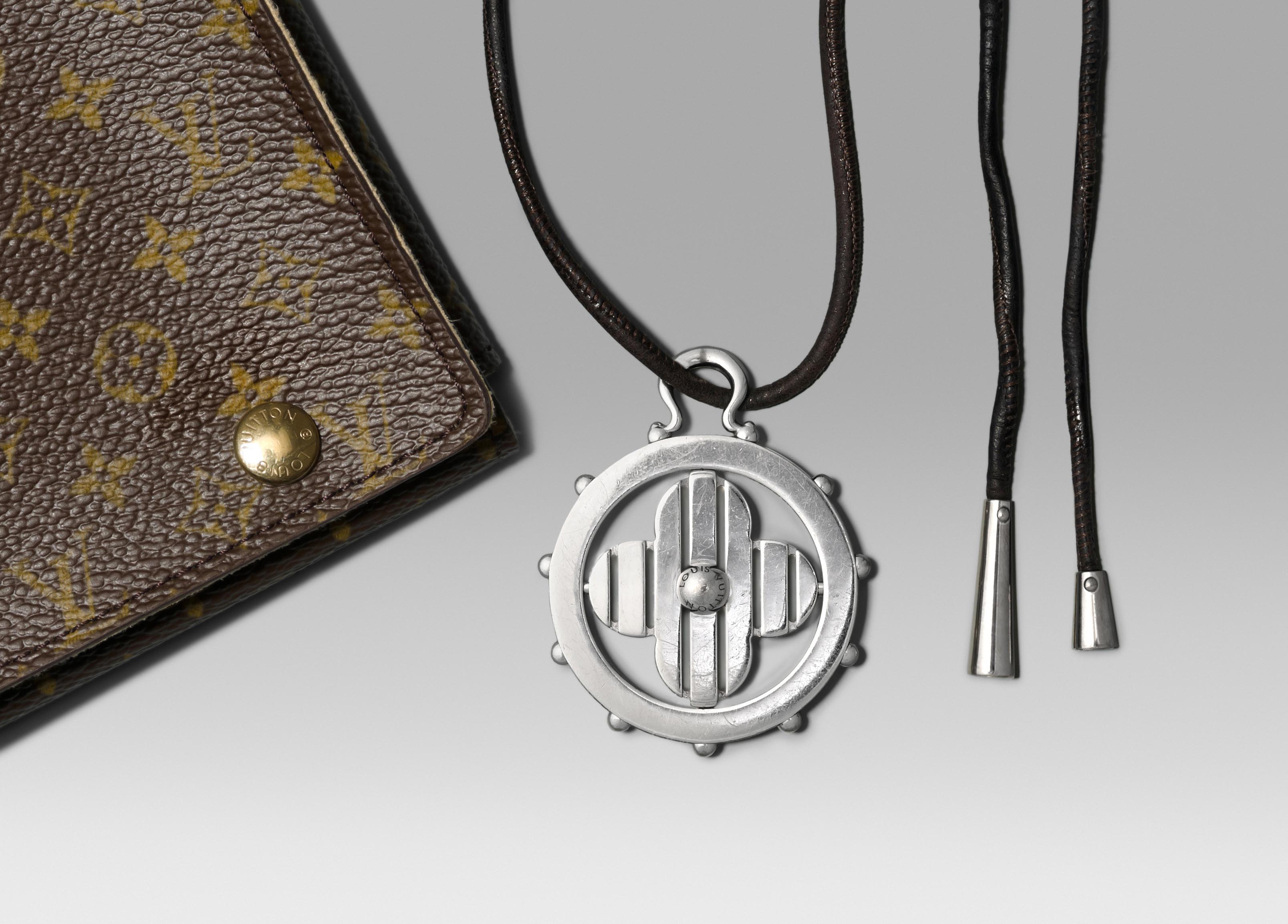 Louis Vuitton, Monogram Anhänger - Schuler Auktionen Zürich