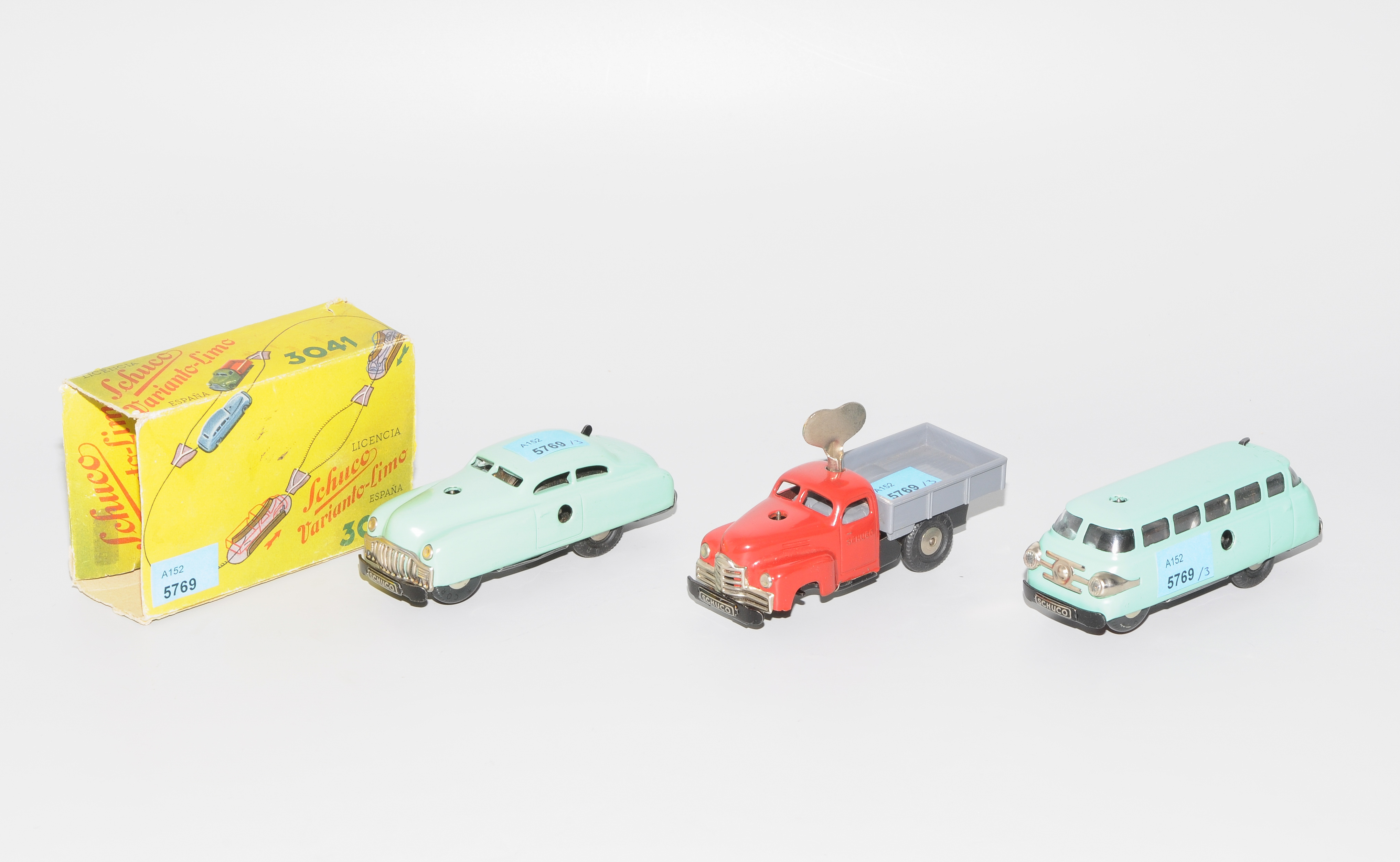Lot: 3 Schuco-Modellautos "Varianto" - Schuler Auktionen Zürich